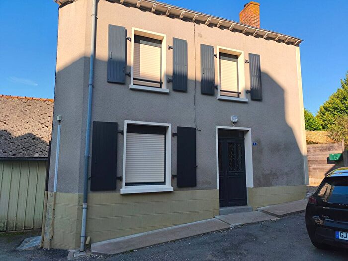 Gennes-sur-Seiche : Maison 3 pièces à louer