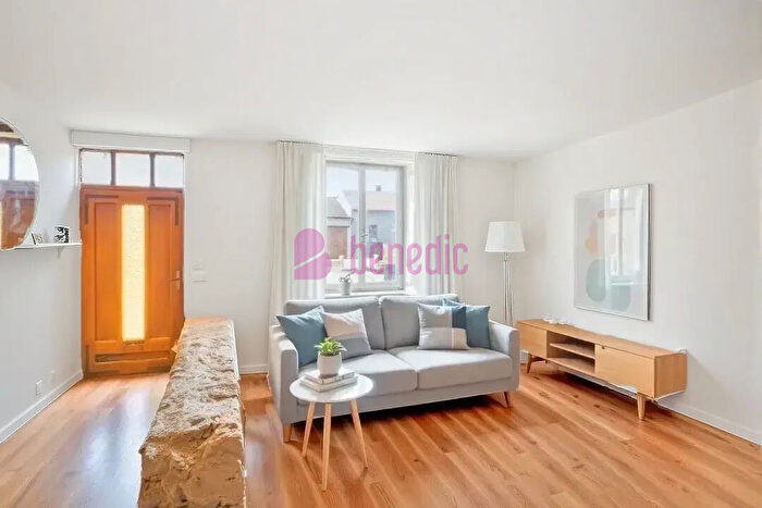 Maison 8 pièces à Burtoncourt, à vendre