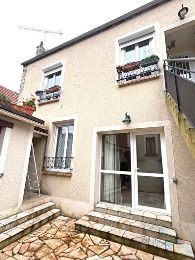 Appartement à louer - Lardy - 2 pièces - 1 chambre