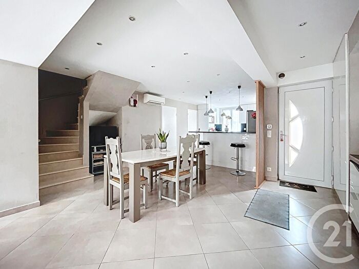 Maison à vendre - Champigny-sur-Marne, Les Mordacs, Coeuilly - 7 pièces - 5 chambres