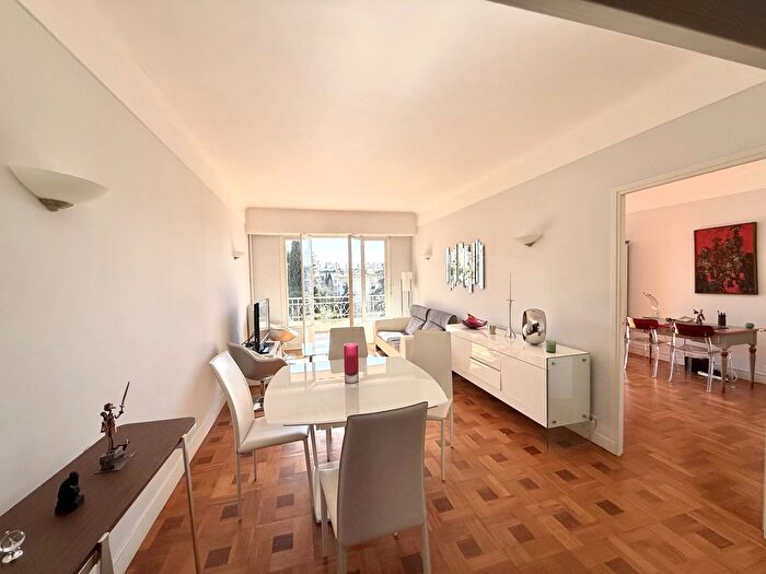 Appartement à vendre - Nice, Cimiez - 3 pièces - 2 chambres
