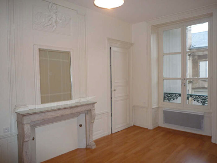 Appartement à louer - Poitiers, Centre-ville - 2 pièces - 1 chambre