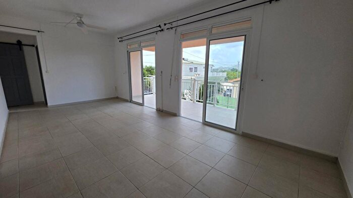 Le Lamentin : Appartement 4 pièces à louer