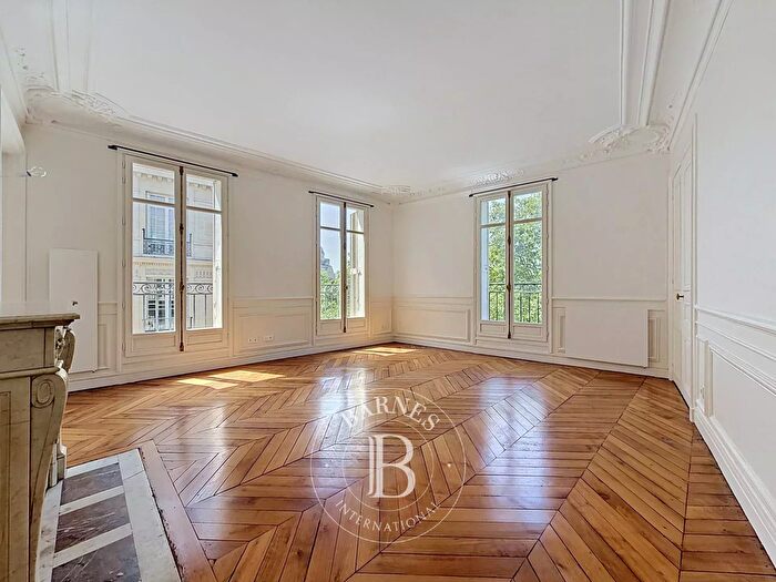 Paris 16ème, Chaillot : Appartement 5 pièces à louer