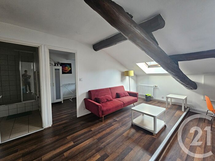 Appartement 2 pièces à louer à Saint-Étienne, Tardy, Colline des Pères, Bizillon