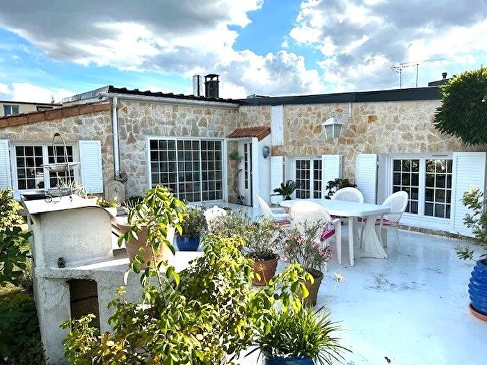 Maison à vendre - Tournan-en-Brie - 5 pièces - 3 chambres