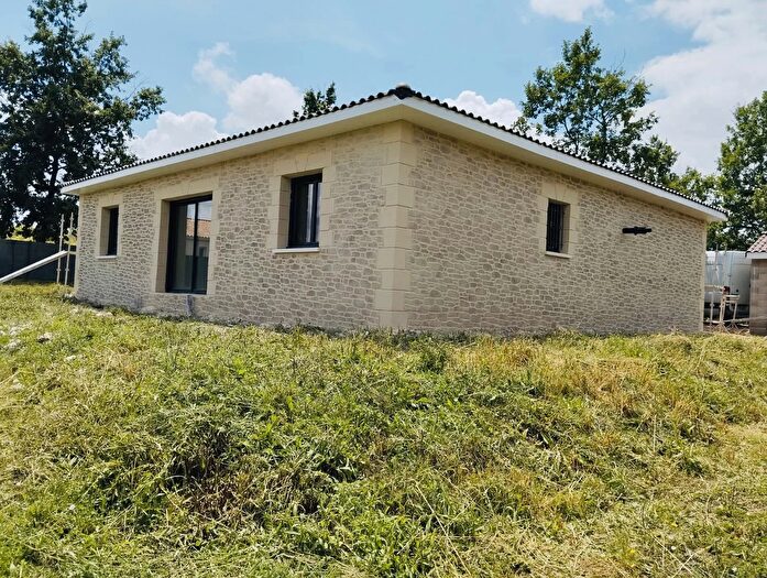 Maison à vendre - Saussignac - 5 pièces - 4 chambres