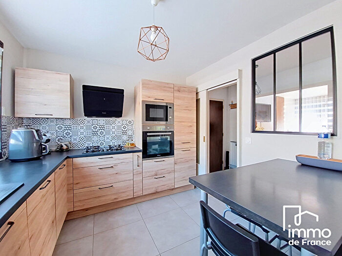 Appartement 5 pièces à vendre - Bourg-en-Bresse, Centre, Brou, Baudières