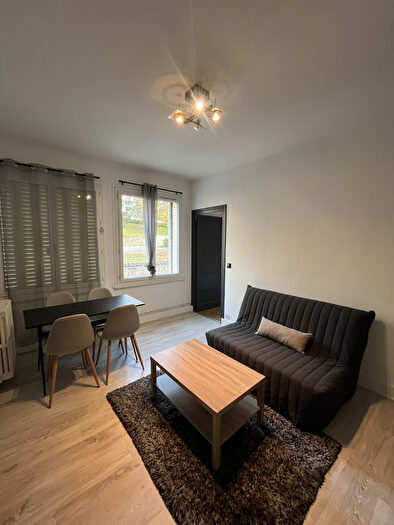 Appartement à louer - Annonay, Centre-ville - 2 pièces - 1 chambre