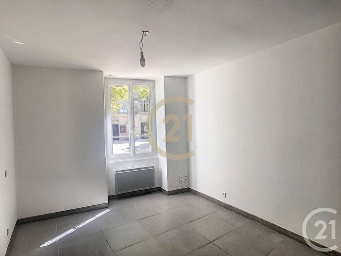 Domazan : Appartement 2 pièces à louer