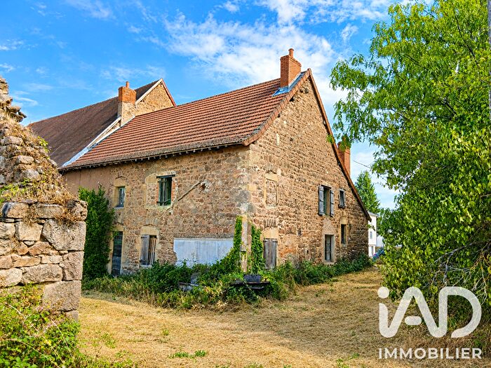 Maison 11 pièces à vendre à La Clayette