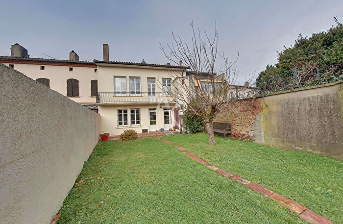 Maison à vendre - Mas-Grenier - 8 chambres