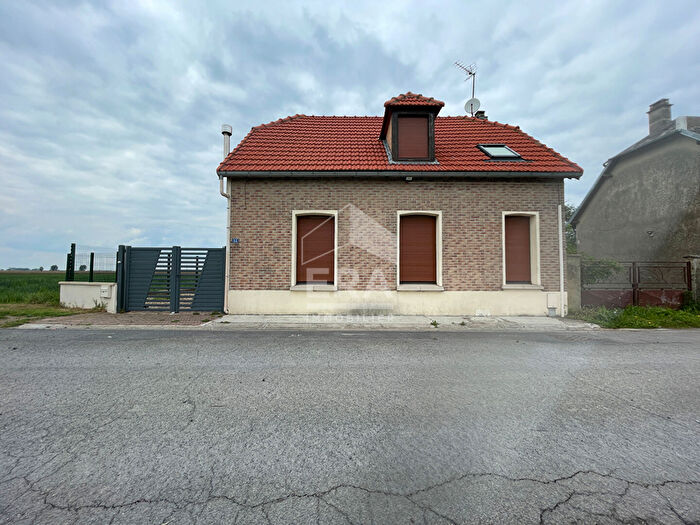 Maison à louer - Sommette-Eaucourt - 4 pièces - 3 chambres