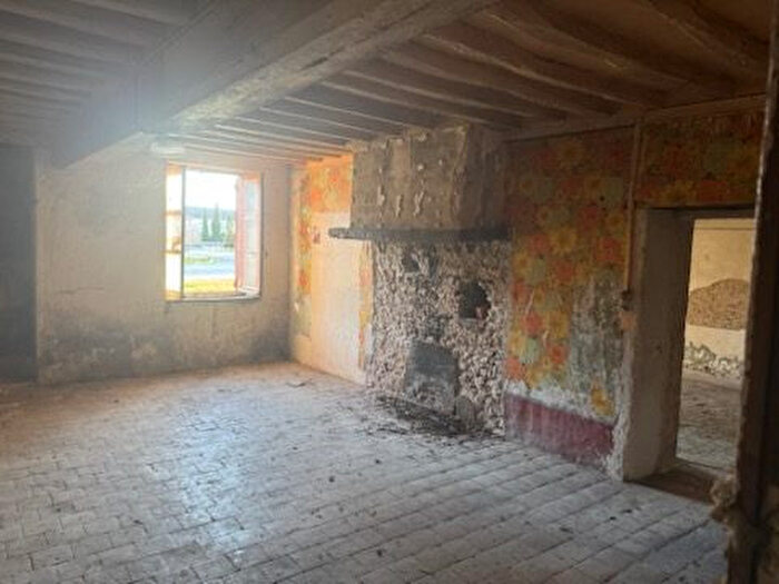 Maison à vendre - Trinay - 4 pièces - 1 chambre