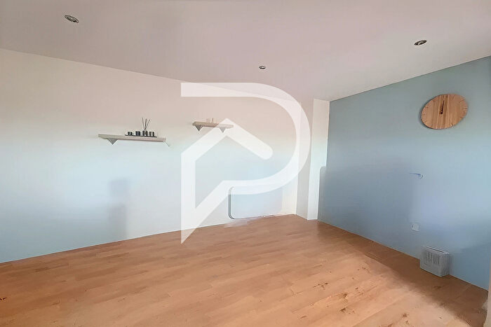 Appartement à vendre - Mours - 2 pièces - 1 chambre