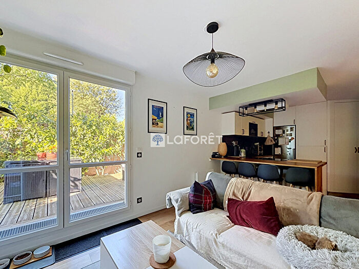 Appartement 2 pièces à Saint-Cyr-lécole, Gérard Philippe, à vendre
