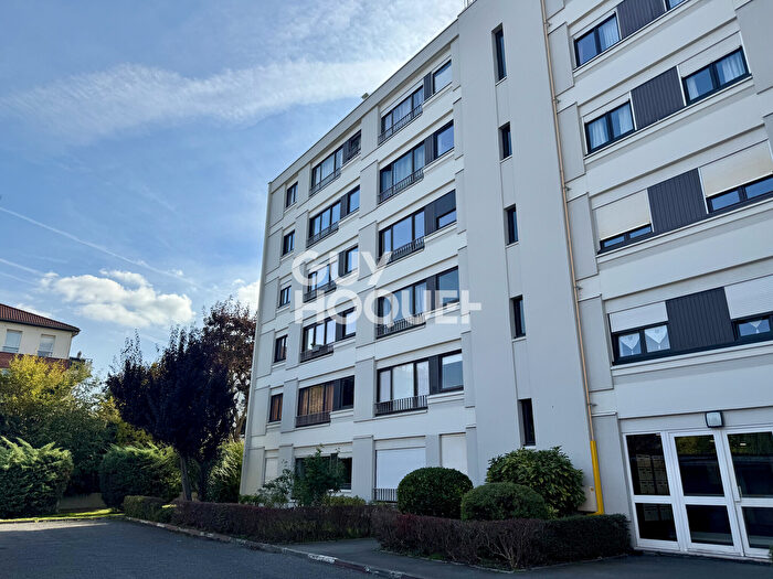 Appartement 1 pièce à louer - Marcq-en-Barul, Buisson, May-Four, Pellevoisin