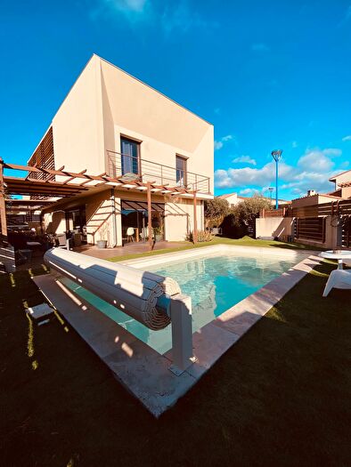 Maison à vendre - Cabestany - 5 pièces - 4 chambres