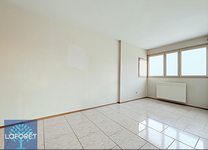 Champs-sur-Marne, Le Nesles : Appartement 4 pièces à vendre