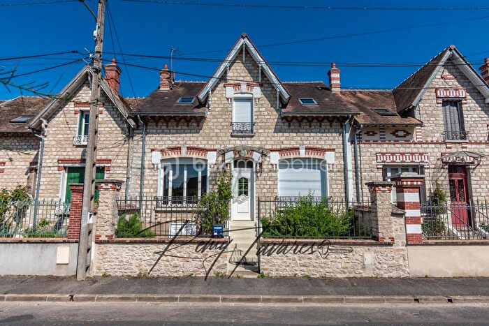 Maison 6 pièces à Nemours, Centre-ville, à vendre