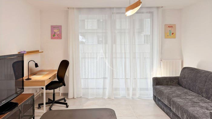Hôtel de Ville, Créteil - Appartement 1 pièce à louer