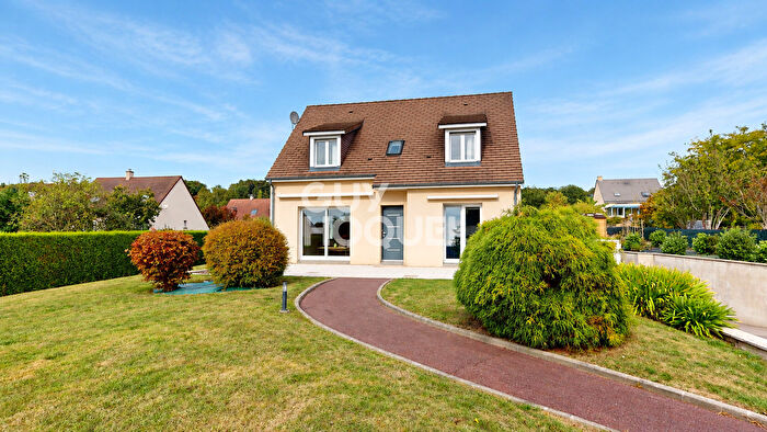 Maison 6 pièces à Le Val-Saint-Père, à vendre