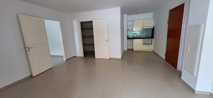 Appartement 2 pièces à louer - Saint-Denis, Providence, Les Camélias