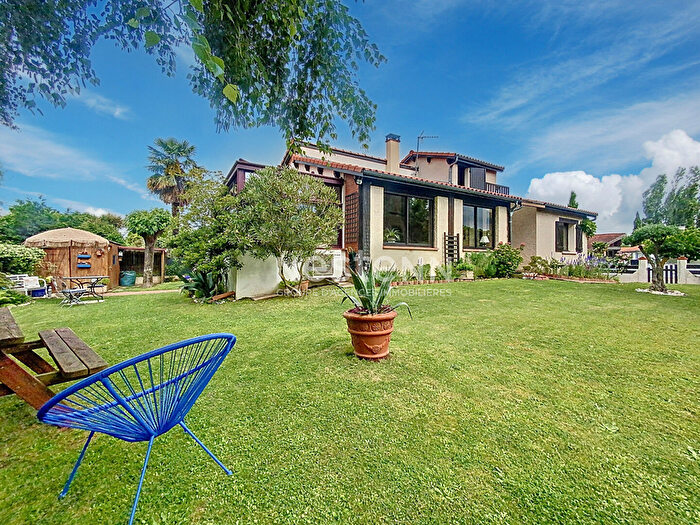 Maison à vendre - Villeneuve-Tolosane - 4 pièces - 3 chambres