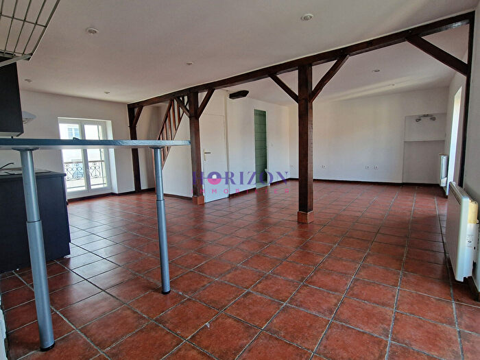 Appartement à vendre - La Chapelle-en-Serval - 4 pièces - 3 chambres