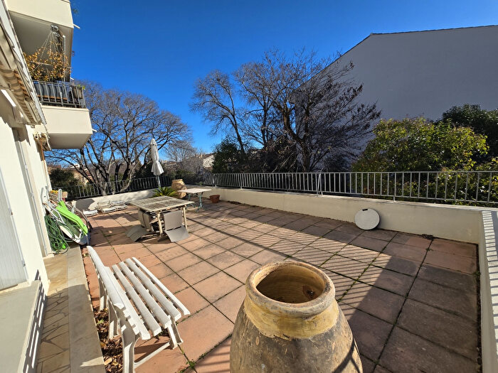 Appartement à vendre - Nîmes, Tour Magne - 4 pièces - 3 chambres