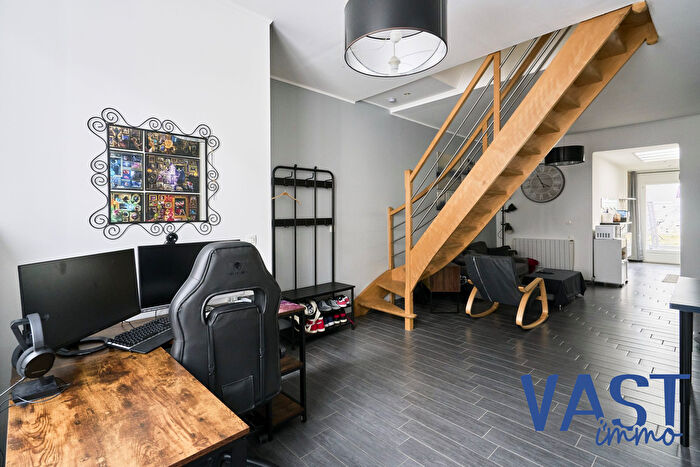 Maison à vendre - Tourcoing - 5 pièces - 4 chambres