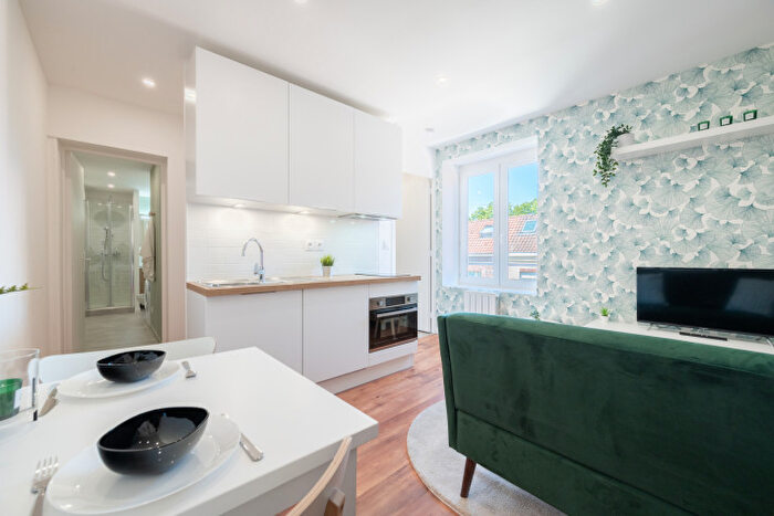 Appartement à louer - Lille, Moulins - 2 pièces - 1 chambre