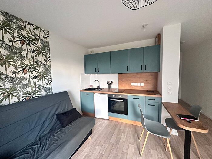 Appartement à louer - Montaigu Nord Est, Melun - 1 pièce