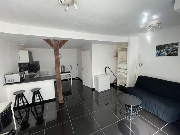 Appartement à louer - Coteaux Ouest-Pasteur, Rouen - 1 pièce