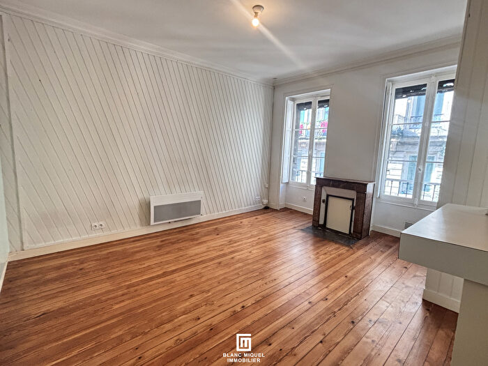 Appartement 1 pièce à Bordeaux, Saint-Christoly, à louer