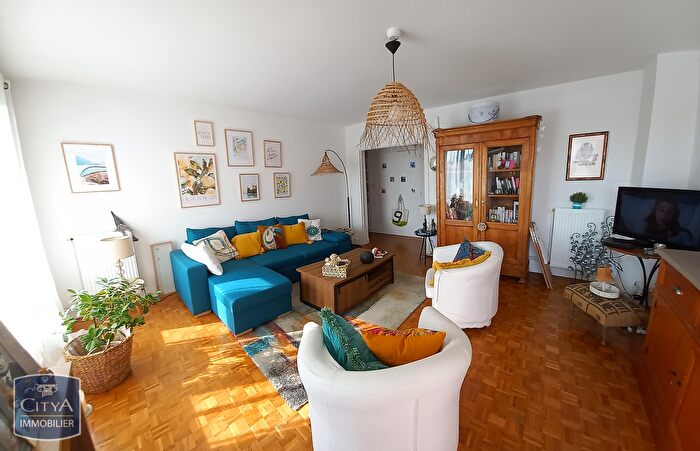 Appartement à vendre - Limoges, Centre-ville, Hôtel de Ville, Emailleurs - 3 pièces - 2 chambres