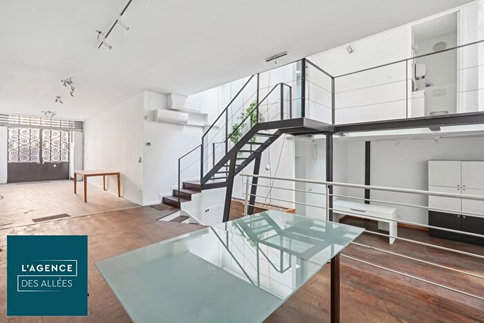 Appartement à vendre - Clichy, République, Victor Hugo - 4 pièces - 2 chambres