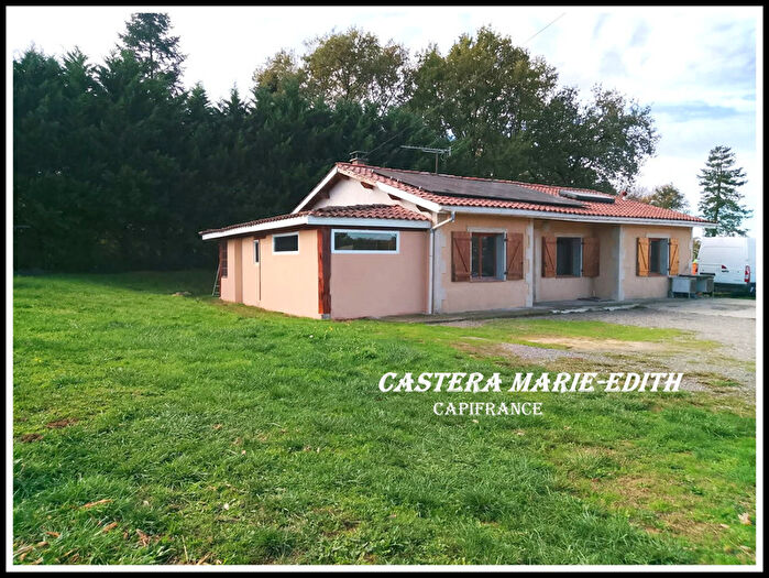 Maison à vendre - Mourède - 5 pièces - 3 chambres