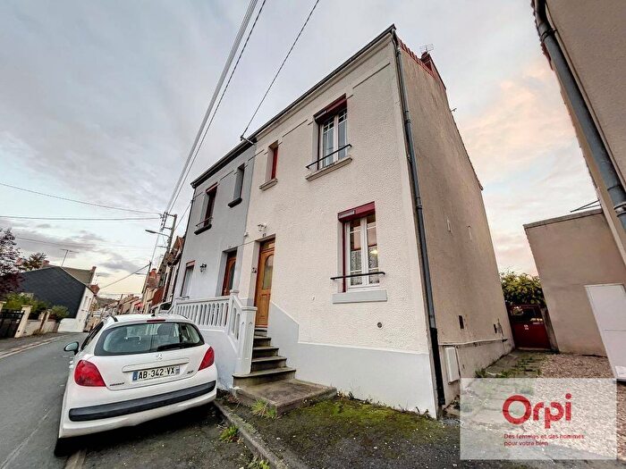 Maison 3 pièces à louer - Désertines