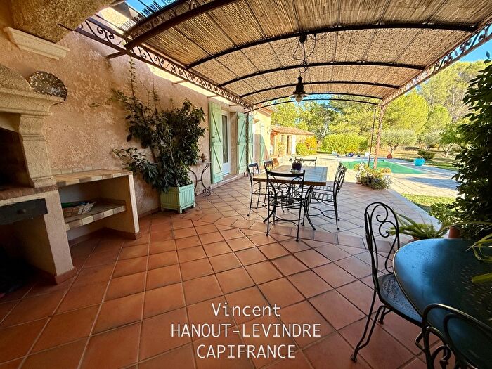 Maison à vendre - Salernes - 11 pièces - 7 chambres