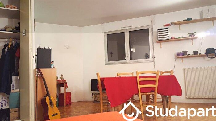 Appartement 1 pièce à louer à Chemin Dupuis-Paradis, Cergy