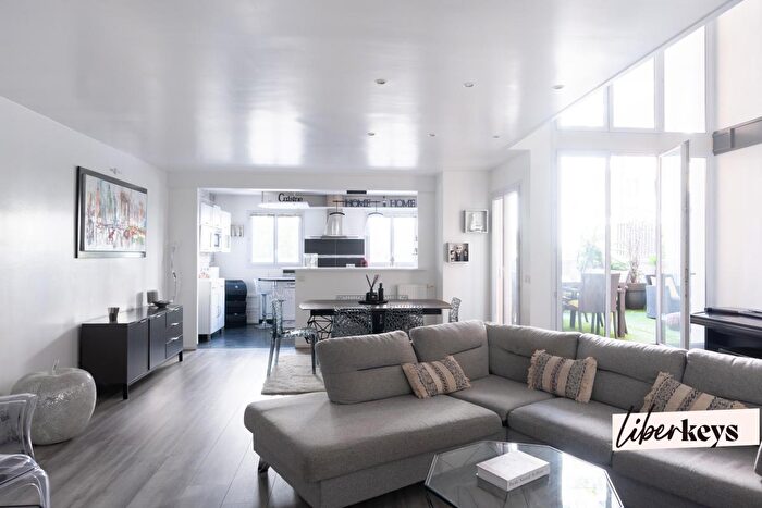 Appartement 5 pièces à vendre à Courbevoie, Faubourg de lArche