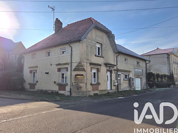 Maison à vendre - Ville-devant-Chaumont - 6 pièces - 4 chambres