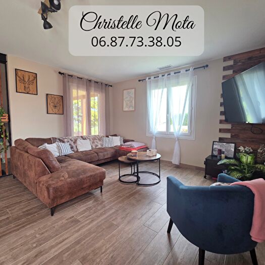 Maison à vendre - Castillonnès - 5 pièces - 3 chambres