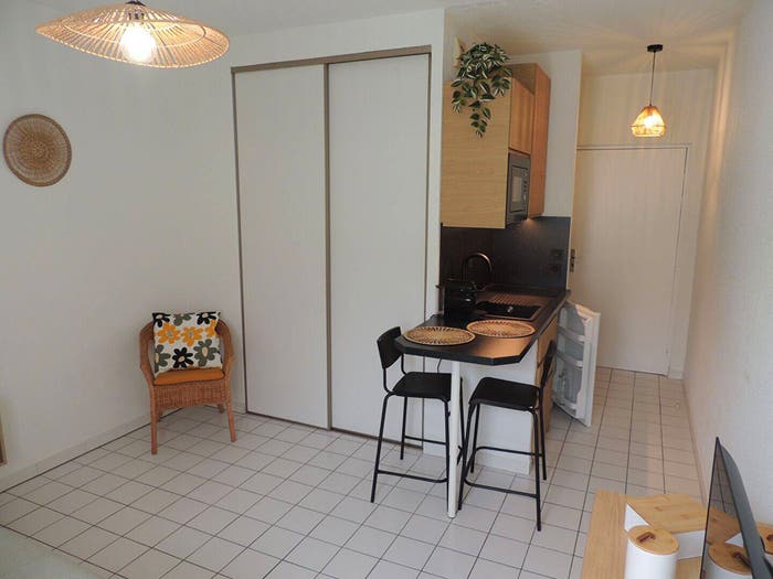 Berriat-Ampere, Grenoble - Appartement 1 pièce à louer