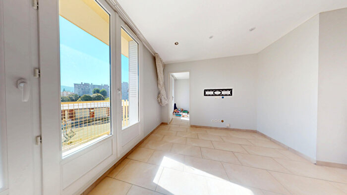 Appartement à vendre - Fontaine, Floralies - 4 pièces - 3 chambres