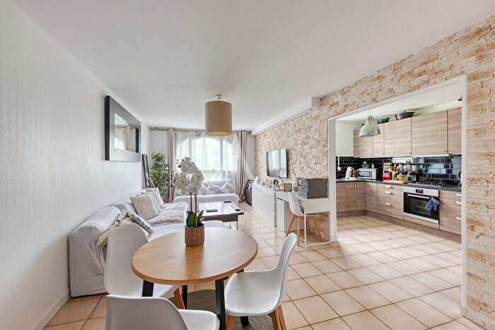 Appartement 5 pièces à Noisiel, Ville nouvelle, à vendre