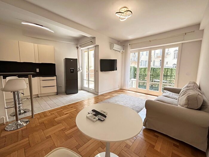 Nice, Carabacel - Appartement 3 pièces à vendre