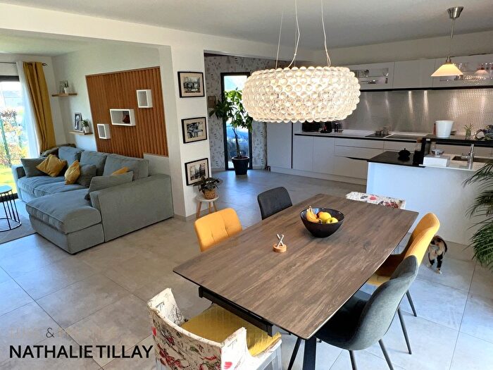 Maison à vendre - Saint-Jean-de-Braye, Est - 5 pièces - 4 chambres