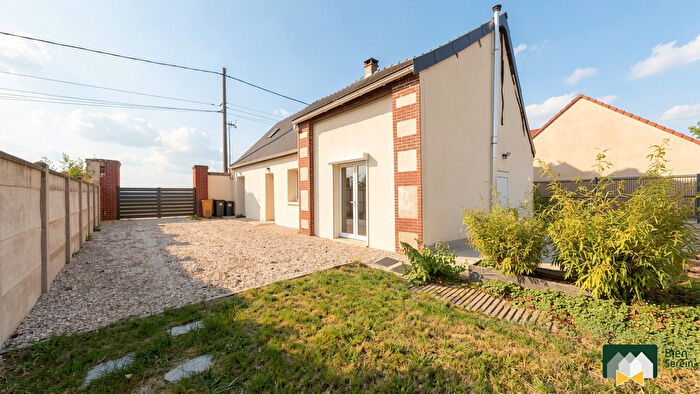 Maison 4 pièces à Thimert-Gâtelles, à vendre